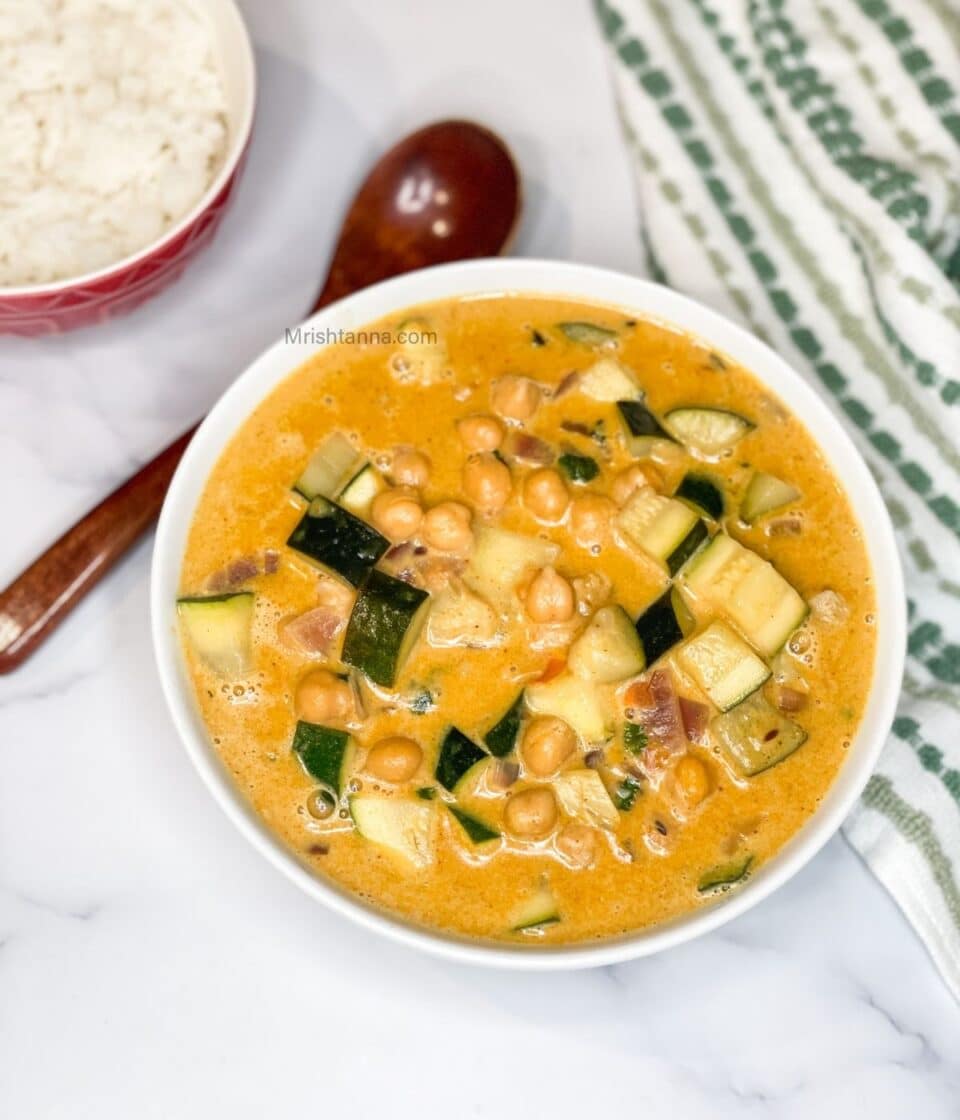 Easy Indian Zucchini Curry • Simple Sumptuous Cooking