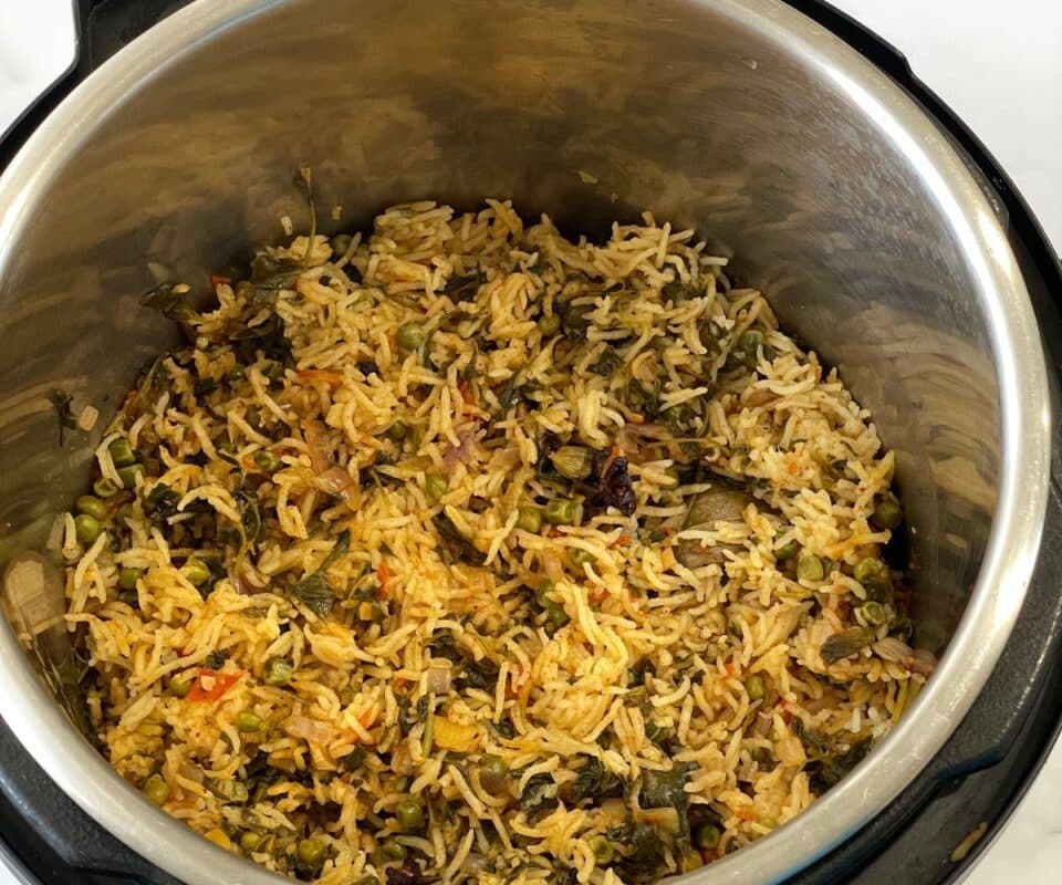 Methi Pulao (Fenugreek Leaves Rice) • Simple Sumptuous Cooking