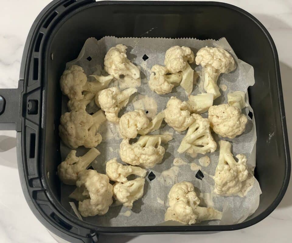 Lasuni Gobi (Air Fried Garlic Cauliflower) • Simple Sumptuous Cooking